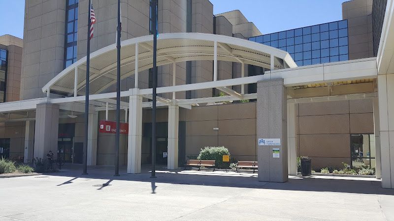 Kaiser Permanente - Optometry Department, 5601 De Soto Ave, Woodland ...